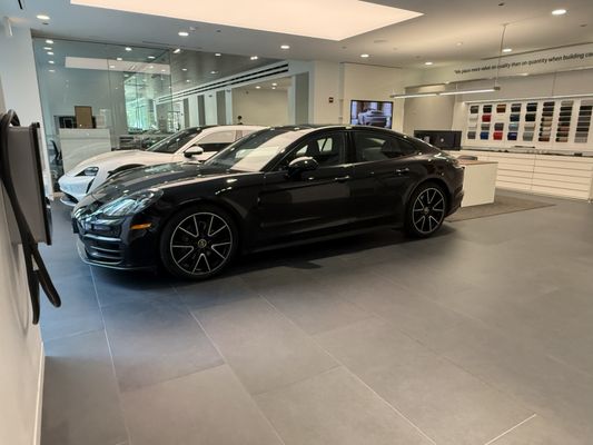 PORSCHE DOWNTOWN - CHICAGO - Updated January 2026 - 30 Photos & 27 ...