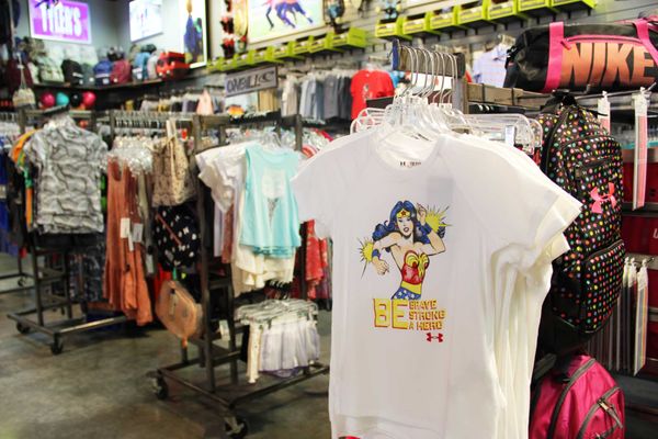 TYLER’S - Updated July 2024 - 29 Photos & 22 Reviews - 5959 Royal Ln ...