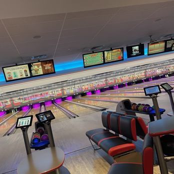 BOSTON BOWL - DORCHESTER - Updated January 2026 - 106 Photos & 189 ...