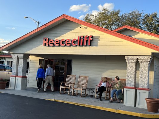 REECECLIFF FAMILY DINER - Updated December 2025 - 143 Photos & 159 ...