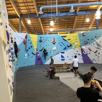 MOVEMENT - Updated December 2025 - 78 Photos & 26 Reviews - 8021 Walnut ...