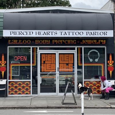 PIERCED HEARTS TATTOO PARLOR - 187 Photos & 683 Reviews - 5307 ...