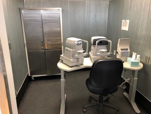 THE EYEDOCTORS OPTOMETRISTS - Updated January 2025 - 21 Photos - 935 ...