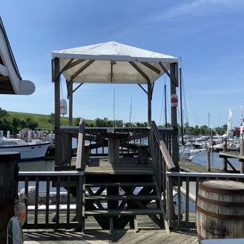CAPTAIN’S COVE SEAPORT - 283 Photos & 156 Reviews - 1 Bostwick Ave ...