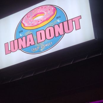 LUNA DONUT - Updated January 2025 - 15 Photos & 21 Reviews - 7703 147th ...