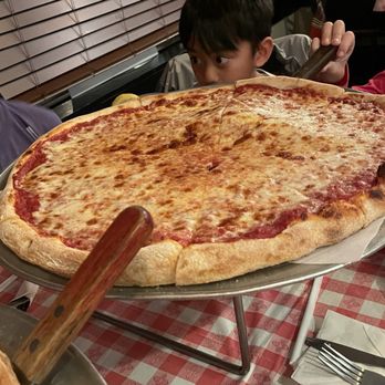 LA ROSA’S PIZZA - Updated December 2025 - 67 Photos & 98 Reviews - 335 ...
