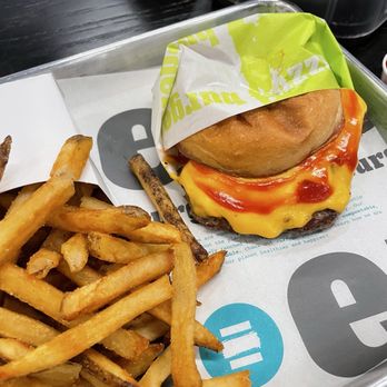 EAZZY BURGER - Updated November 2025 - 332 Photos & 148 Reviews - 3204 ...