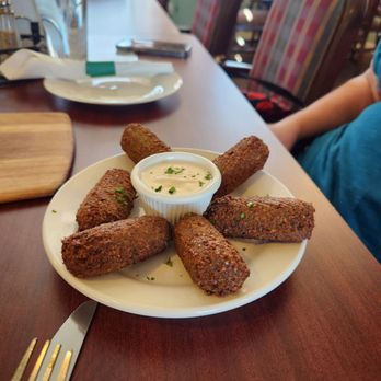 JAFRA MEDITERRANEAN RESTAURANT - 214 Photos & 227 Reviews - 3551 ...