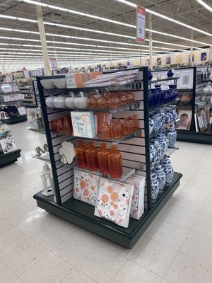 HOBBY LOBBY - Updated March 2025 - 70 Photos & 19 Reviews - 7500 ...