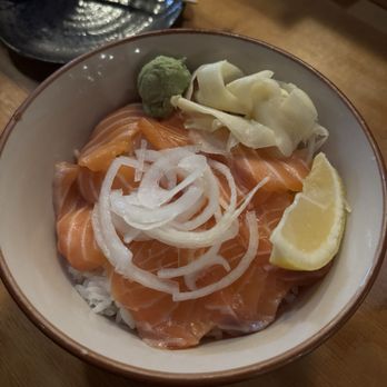 ISSIAN - Updated April 2025 - 1223 Photos & 528 Reviews - 1618 N 45th ...