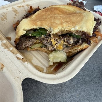 SIGN SMASH BURGER - Updated May 2025 - 104 Photos & 94 Reviews - 1643 W ...