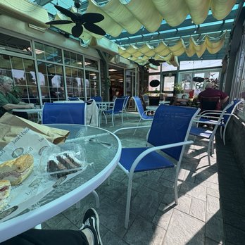 PINHO’S BAKERY - Updated December 2025 - 381 Photos & 368 Reviews ...