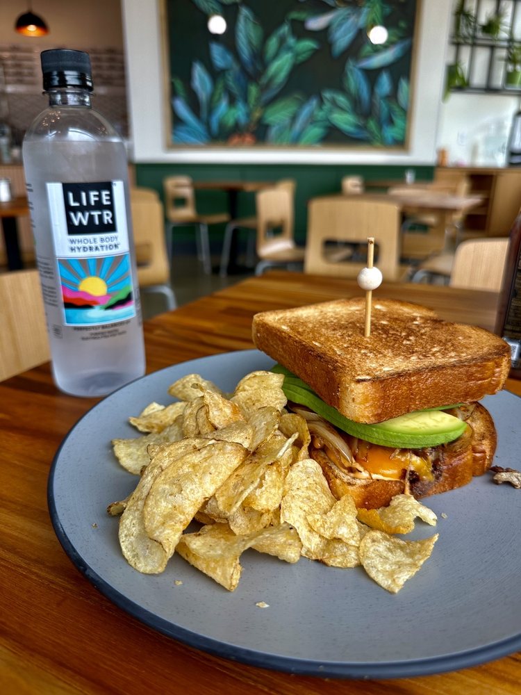 LAUREL CAFE - 53 Photos & 25 Reviews - 24851 Canyon Golf Rd, San ...