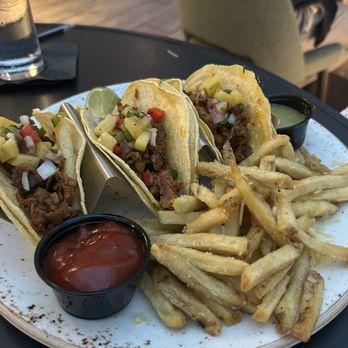 INFINITY: ROOFTOP RESTAURANT + BAR - Updated December 2025 - 206 Photos ...