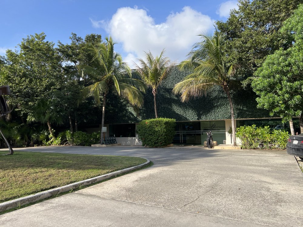 CANCUN COUNTRY CLUB - Updated July 2025 - Av. Bonampak s/n Lt.1 Loc.59 ...