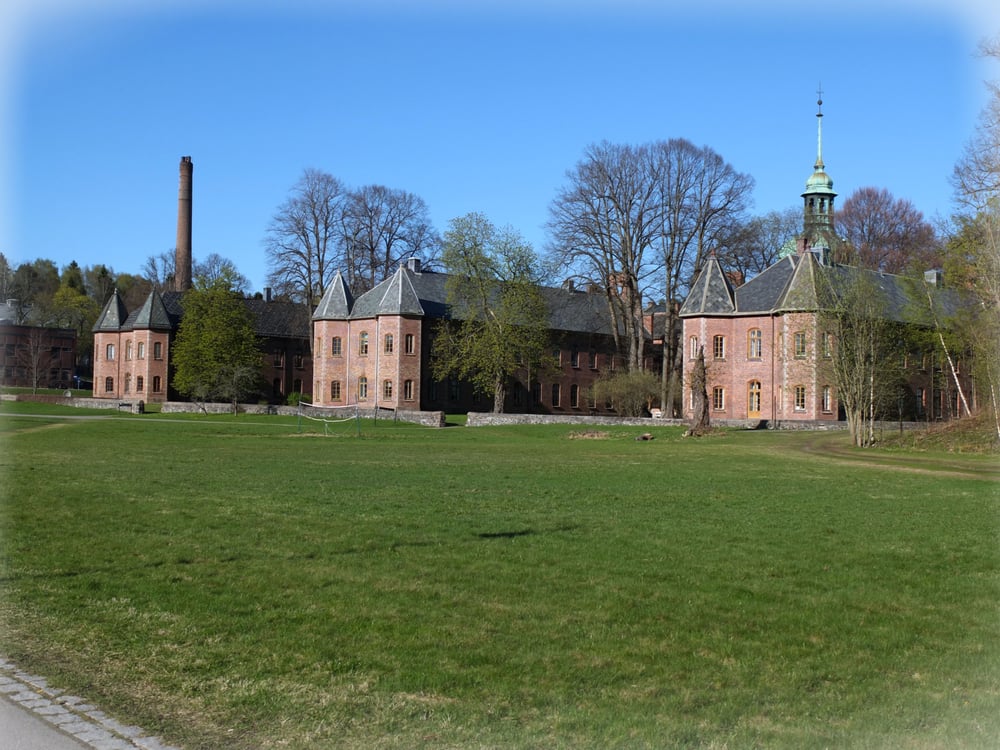 GAUSTAD SYKEHUS - Updated July 2024 - Sognsvannsveien 21, Oslo, Norway ...