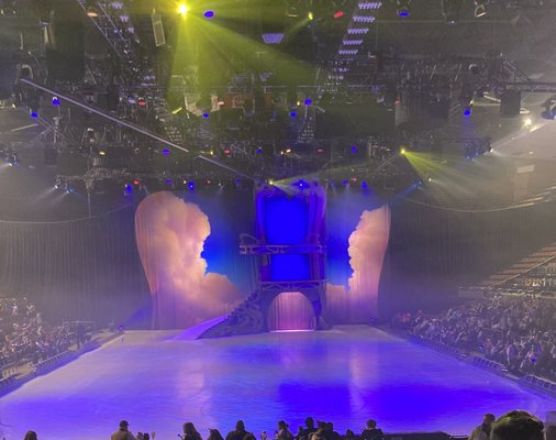 SELLAND ARENA AT FRESNO CONVENTION & ENTERTAINMENT CENTER - 54 Photos ...