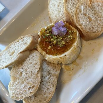 VALENCIA - Updated July 2025 - 71 Photos & 69 Reviews - 315 N Vermont ...