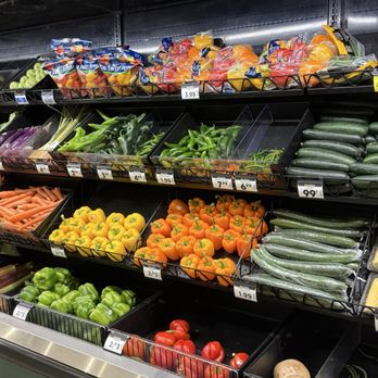 QFC - Updated October 2025 - 69 Photos & 55 Reviews - 15800 Redmond Way ...