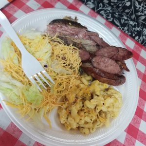 STRAIGHT OFF THE ROAD BBQ - 36 Photos & 104 Reviews - 6803 FM 2100 Rd ...