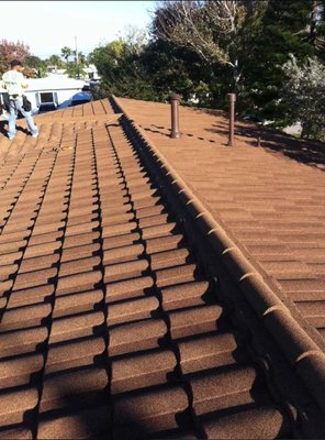 G & G ROOFING - Updated January 2026 - 16 Photos & 25 Reviews - 456 Gus ...