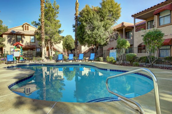 VILLA DEL RIO APARTMENTS - 17 Photos UPDATED 2022 - Apartments - 3800 S ...