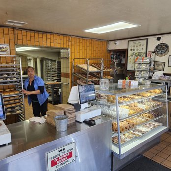 ROLLING PIN DONUTS - 774 Photos & 894 Reviews - 429 San Bruno Ave W ...