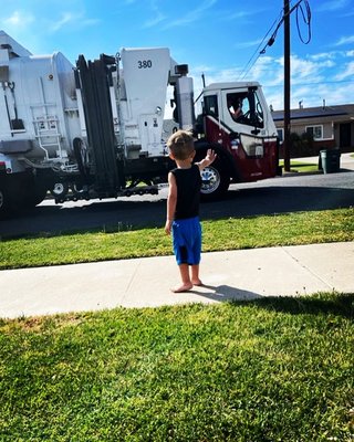 UNIVERSAL WASTE SYSTEMS - Updated December 2025 - 48 Photos & 157 ...