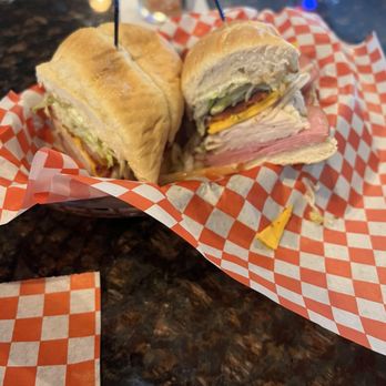 PINTS AND QUARTS - Updated June 2025 - 91 Photos & 155 Reviews - 1230 ...