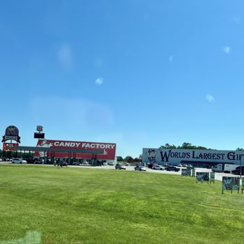 REDMON’S CANDY FACTORY - Updated October 2025 - 309 Photos & 125 ...