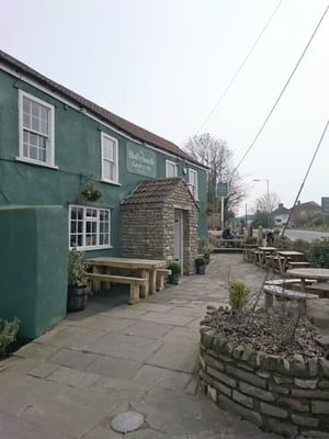 THE HOLLYBUSH - Updated April 2024 - 29 Bath Road, Bitton, South ...
