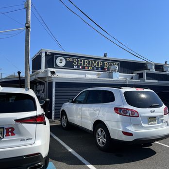 THE SHRIMP BOX & OUTSIDE THE BOX PATIO BAR - Updated June 2025 - 761 ...