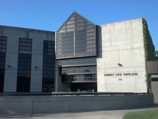 CROSSPOINT COMMUNITY CHURCH - Updated January 2026 - 12 Photos - 1301 ...