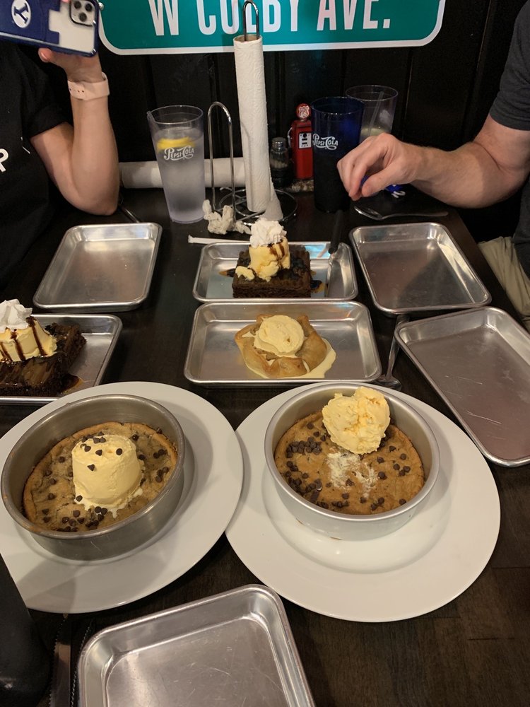 STREETS ON MAIN - 90 Photos & 79 Reviews - 123 Main St, Snowflake ...