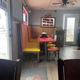 MR BURROS - Updated December 2025 - 16 Photos & 35 Reviews - 252 E 24th ...