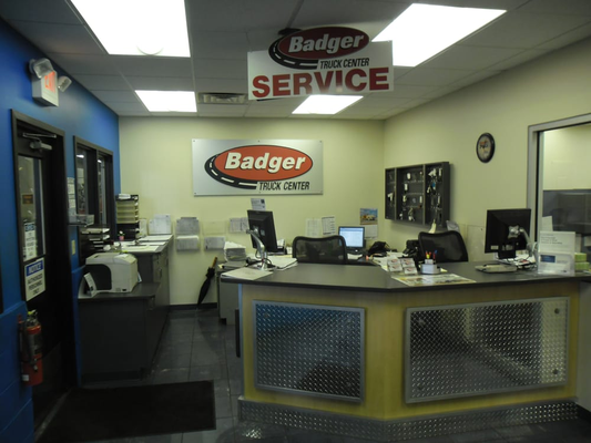 BADGER FORD TRUCK CENTER - Updated October 2025 - 19 Photos - 2326 W ...