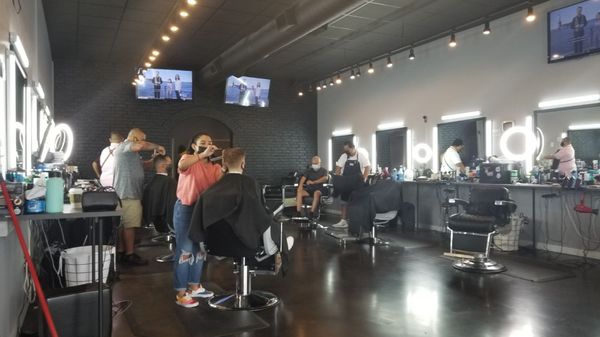 DISTRICT BARBERSHOP - Updated August 2024 - 18 Photos & 27 Reviews ...