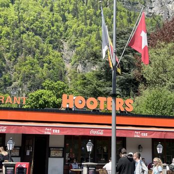 HOOTERS INTERLAKEN - Updated December 2025 - 26 Photos & 20 Reviews ...