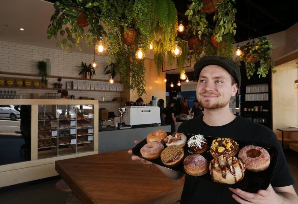 DOUGHHEADS - Updated October 2025 - 26 Photos & 11 Reviews - 200 Union ...