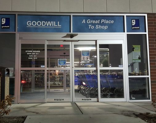 GOODWILL - Updated October 2025 - 913 Joliet St, Dyer, Indiana - Thrift ...