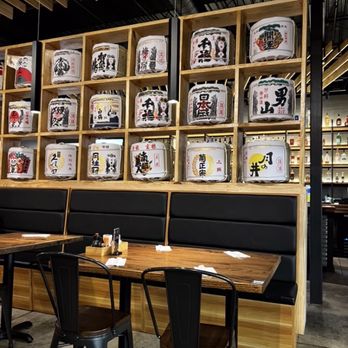 ZUNDO - Updated October 2025 - 210 Photos & 97 Reviews - 127 W Tiverton ...