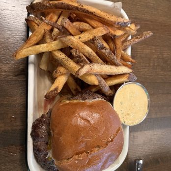 1781 CLUB - Updated January 2026 - 25 Photos - 681 Church Hill Rd ...