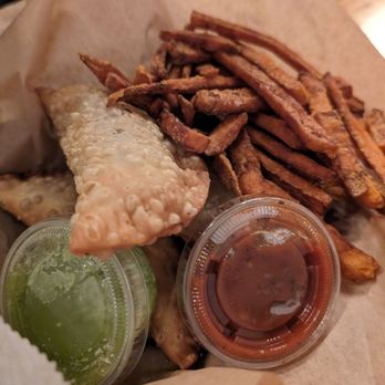 BLOCK 16 - Updated August 2024 - 1192 Photos & 1273 Reviews - 1611 ...