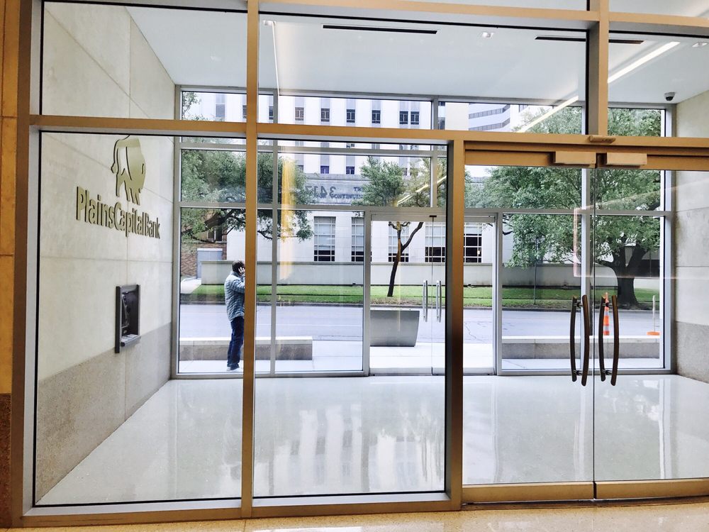 BARRY FENTON, MD - Updated January 2026 - 11 Photos - 3417 Gaston Ave ...