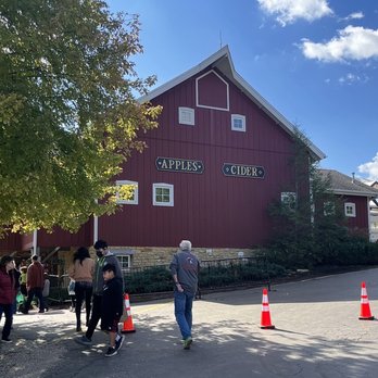 EDWARDS APPLE ORCHARD - TEMP. CLOSED - Updated January 2026 - 458 ...