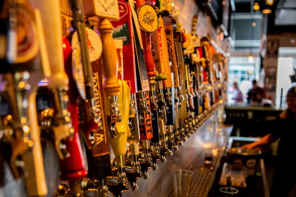 MIKE’S BEER BAR - 179 Photos & 204 Reviews - Beer Bar - 110 Federal St ...