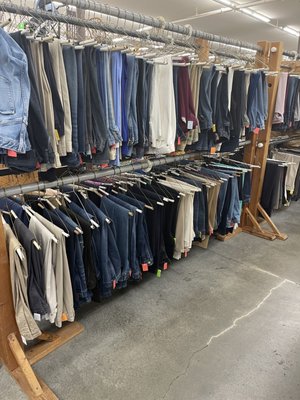 ISLAND THRIFT - Updated November 2024 - 25 Photos & 26 Reviews - 600 SE ...