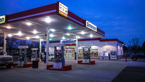 SIMONSON STATION STORE - Updated December 2024 - 1402 S Washington St ...