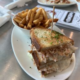 SLAPFISH - Updated January 2026 - 276 Photos & 151 Reviews - 11547 Yard ...