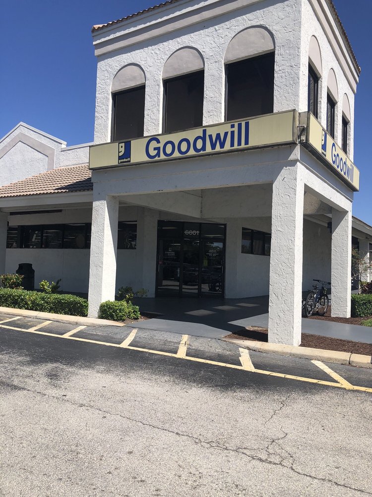 GOODWILL - Updated July 2025 - 6601 Forest Hill Blvd, Greenacres ...